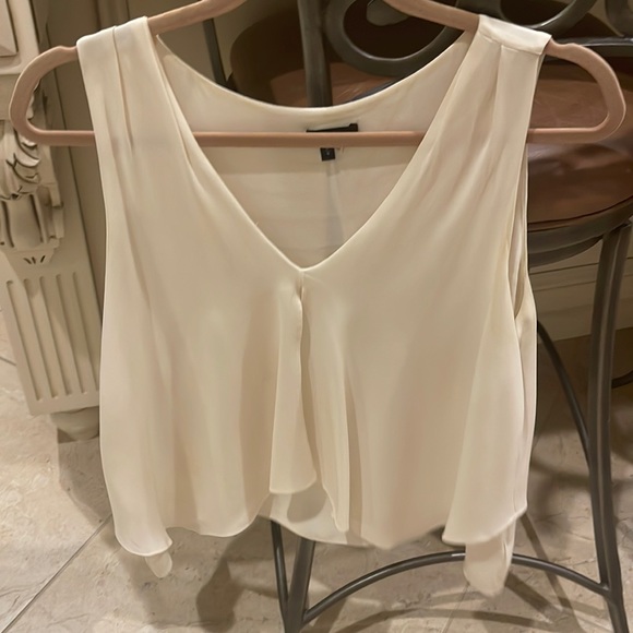 Theory | Tops | Theory White Large Tank Top | Poshmark